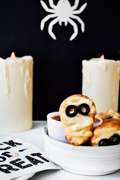 Mini Mummy Pizzas - The Rockstar Mommy