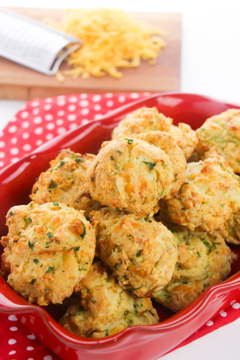 Zucchini Cheddar Biscuits - The Rockstar Mommy