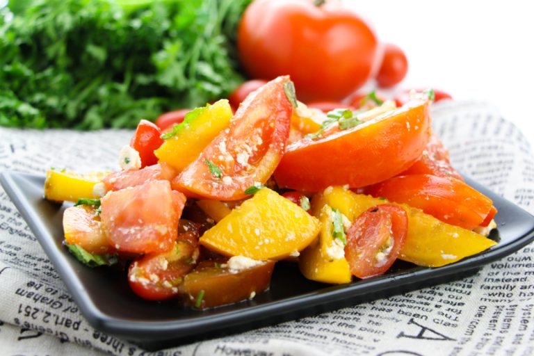 Heirloom Tomatoes Salad - The Rockstar Mommy