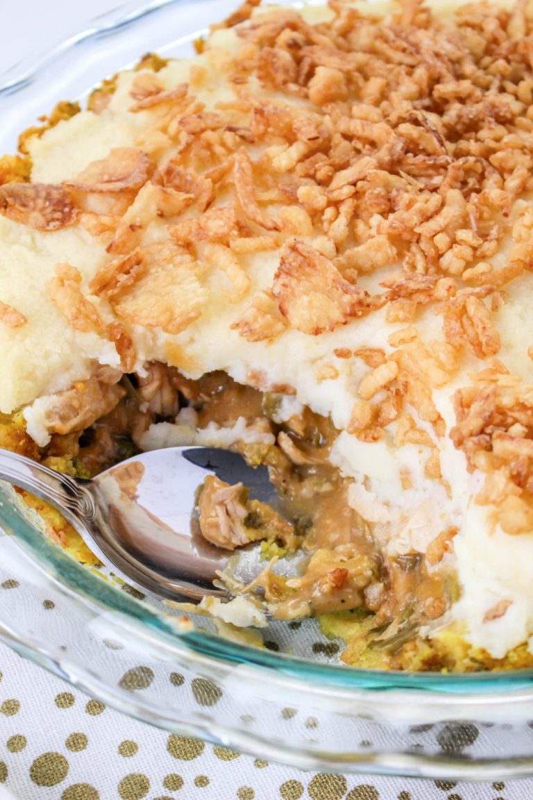 Thanksgiving Turkey Pot Pie with Stuffing Crust - The Rockstar Mommy